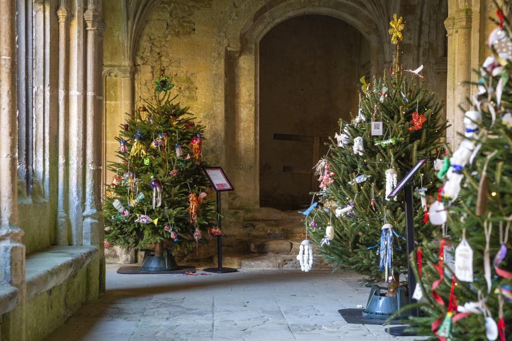 A Christmas of light and colour at Lacock Abbey