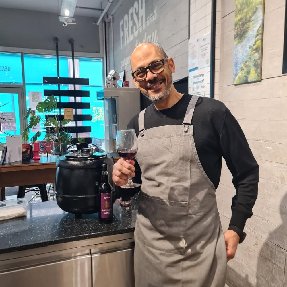 People queue for up to 19 hours to be among first at Swindon Popeyes