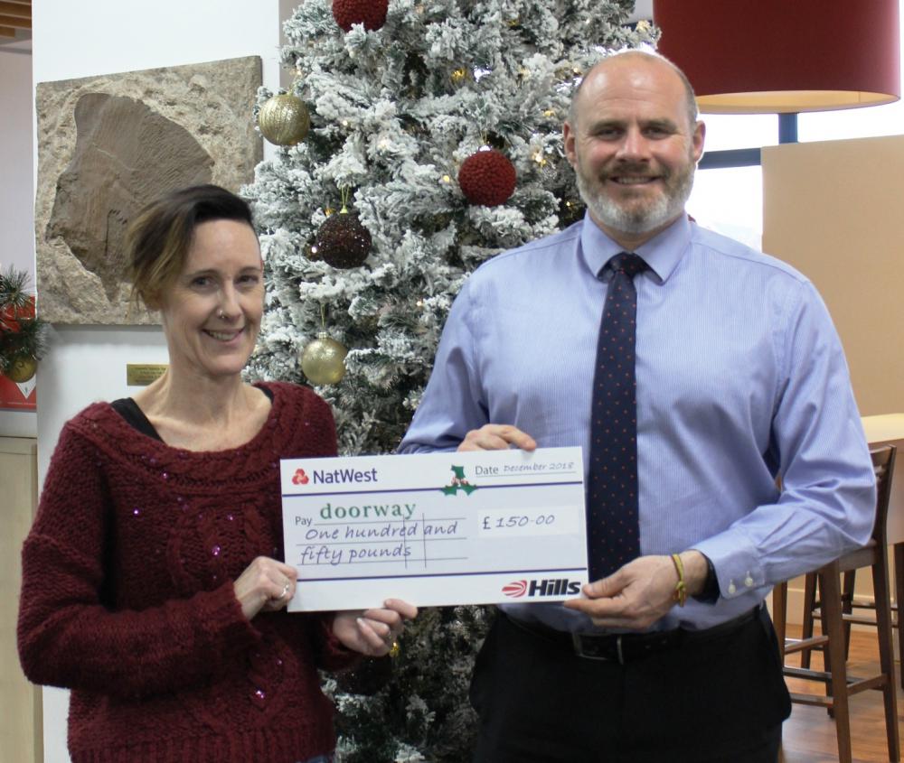 Hills helps the homeless at Christmas