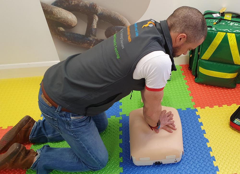 Free life support training to be offered to community of Royal Wootton ...