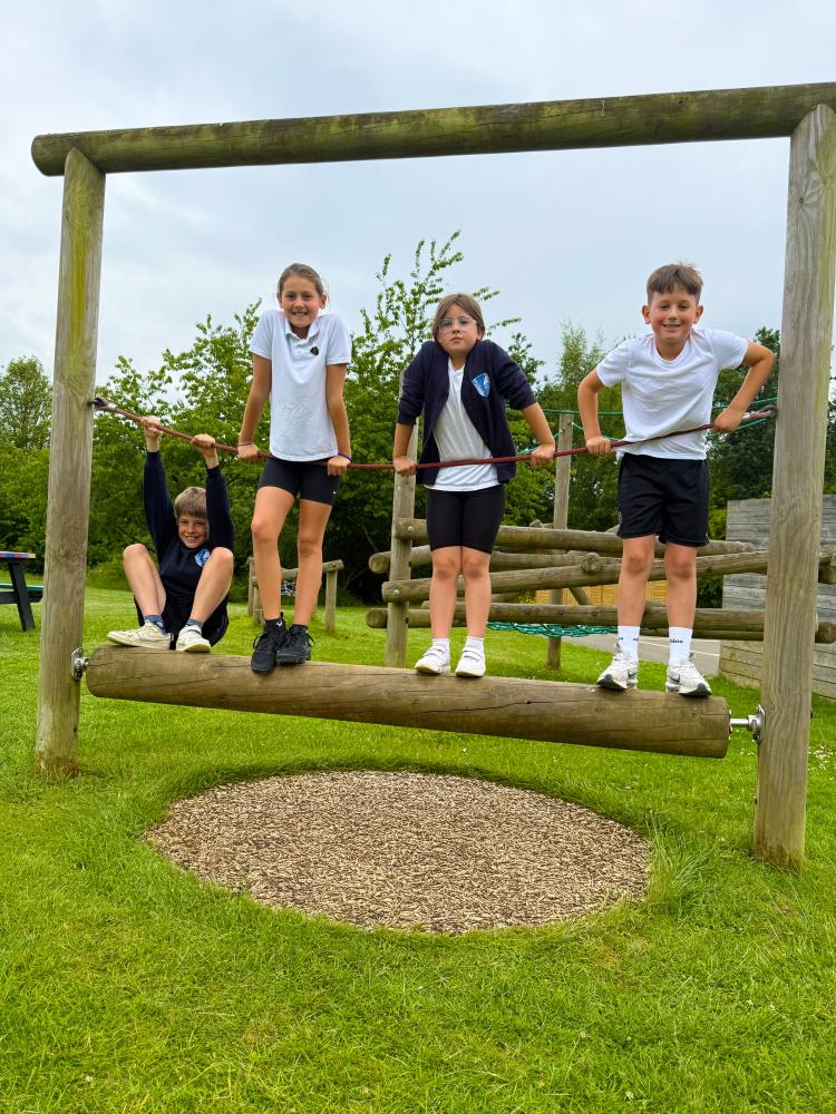 Noremarsh Junior School awarded dyslexia friendly school status