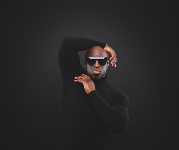 Swindon date announced by Live at The Apollo comedian Emmanuel Sonubi