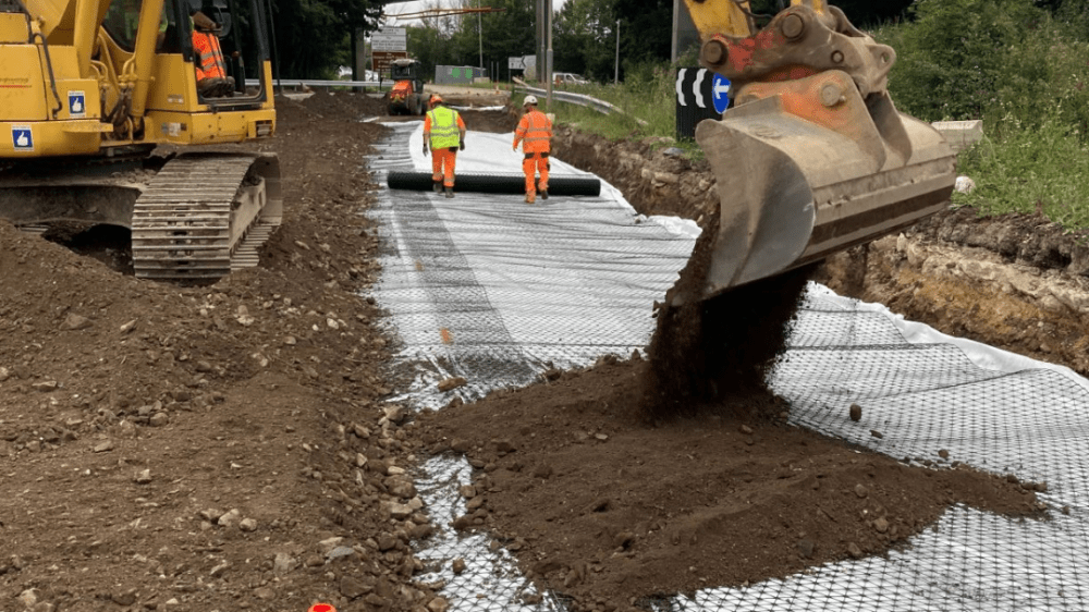 White Hart Roundabout closure to be extended for another month