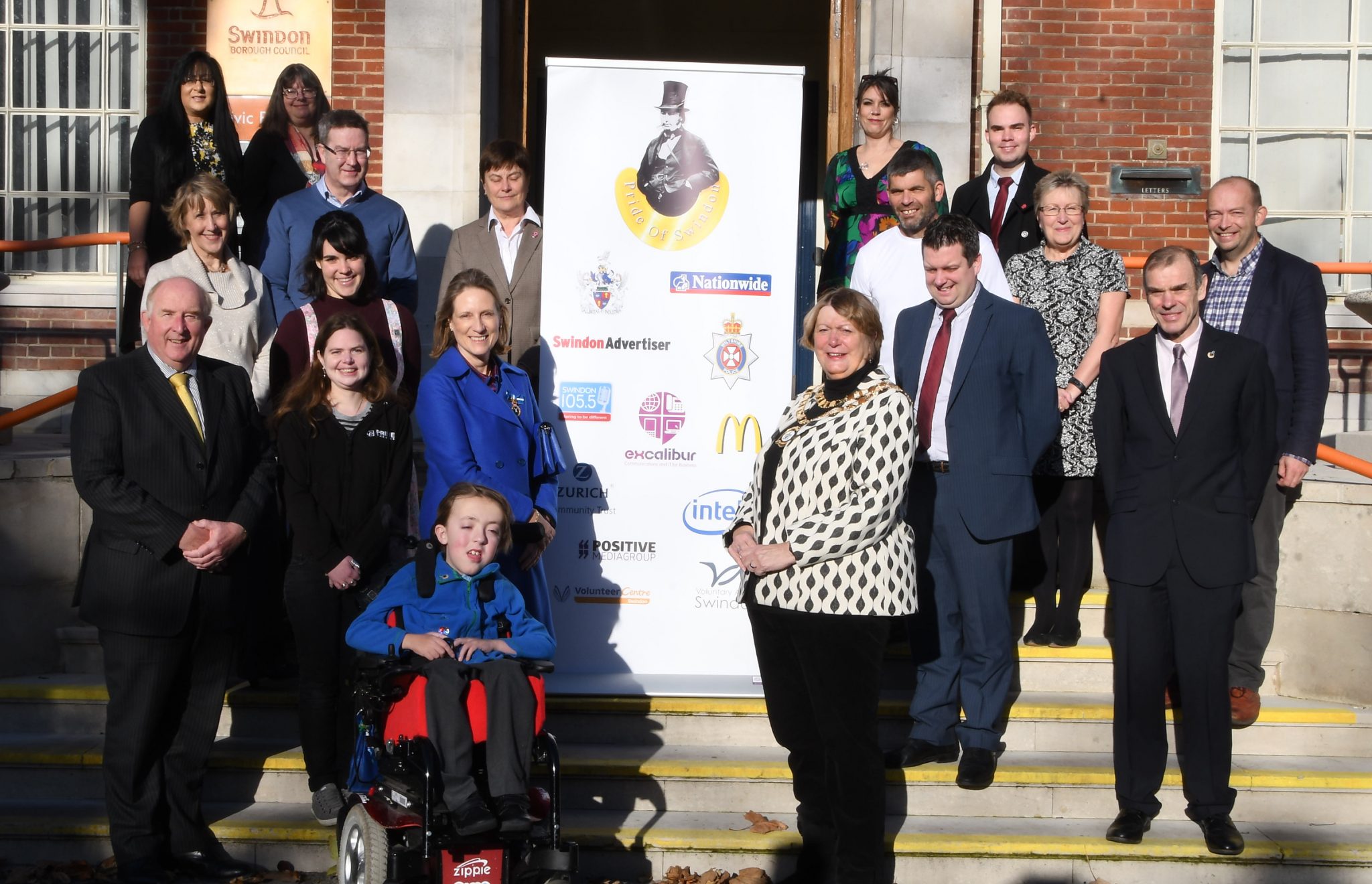 It's your chance to nominate unsung heroes for the Pride of Swindon ...